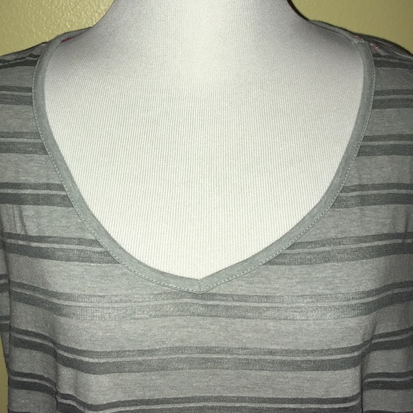 Tops | Very Lightweight Shorts Sleeve Tshirt Vneck | Poshmark